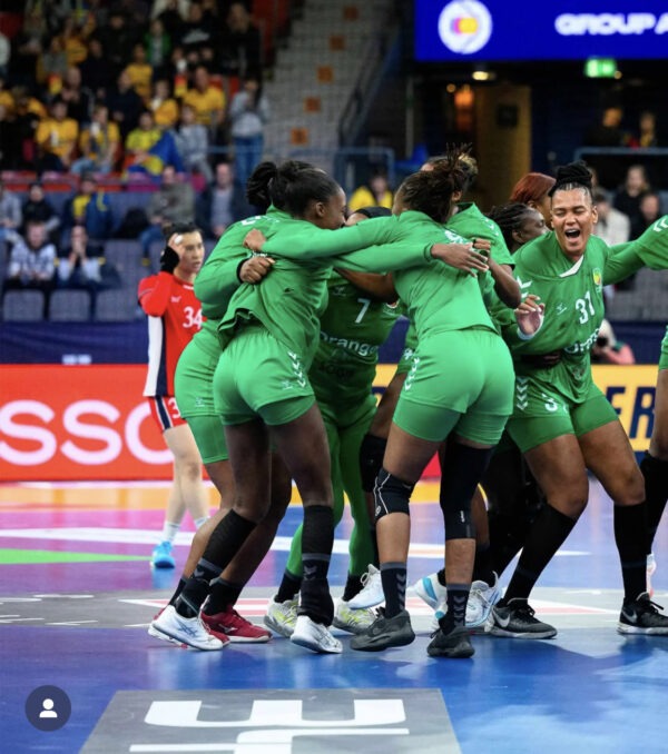 Can Handball 2024 : Les Lionnes de la Teranga écrasent le kenya 39 à 9 ...